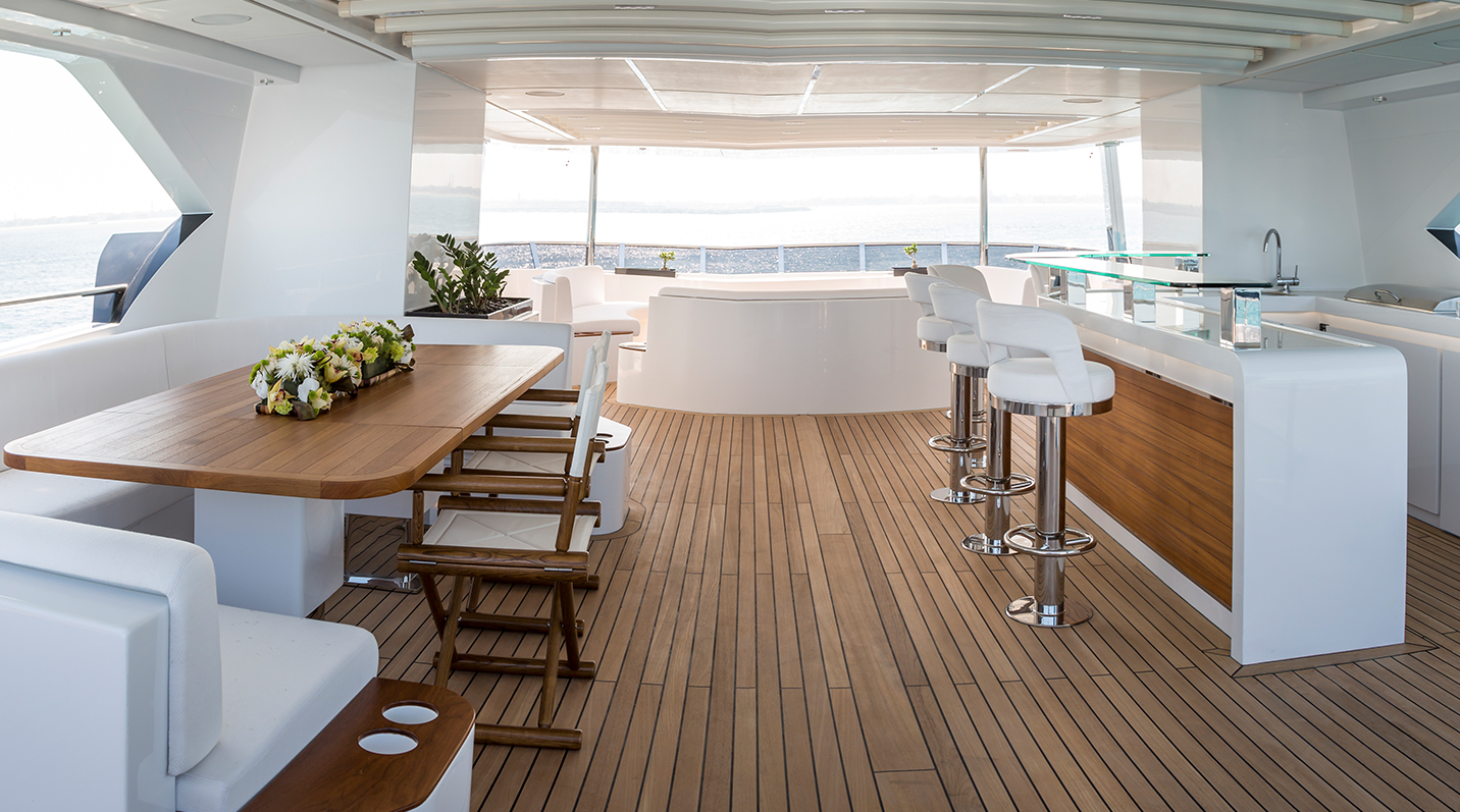 Yacht MAJESTY 140, Gulf Craft | CHARTERWORLD Luxury Superyacht Charters